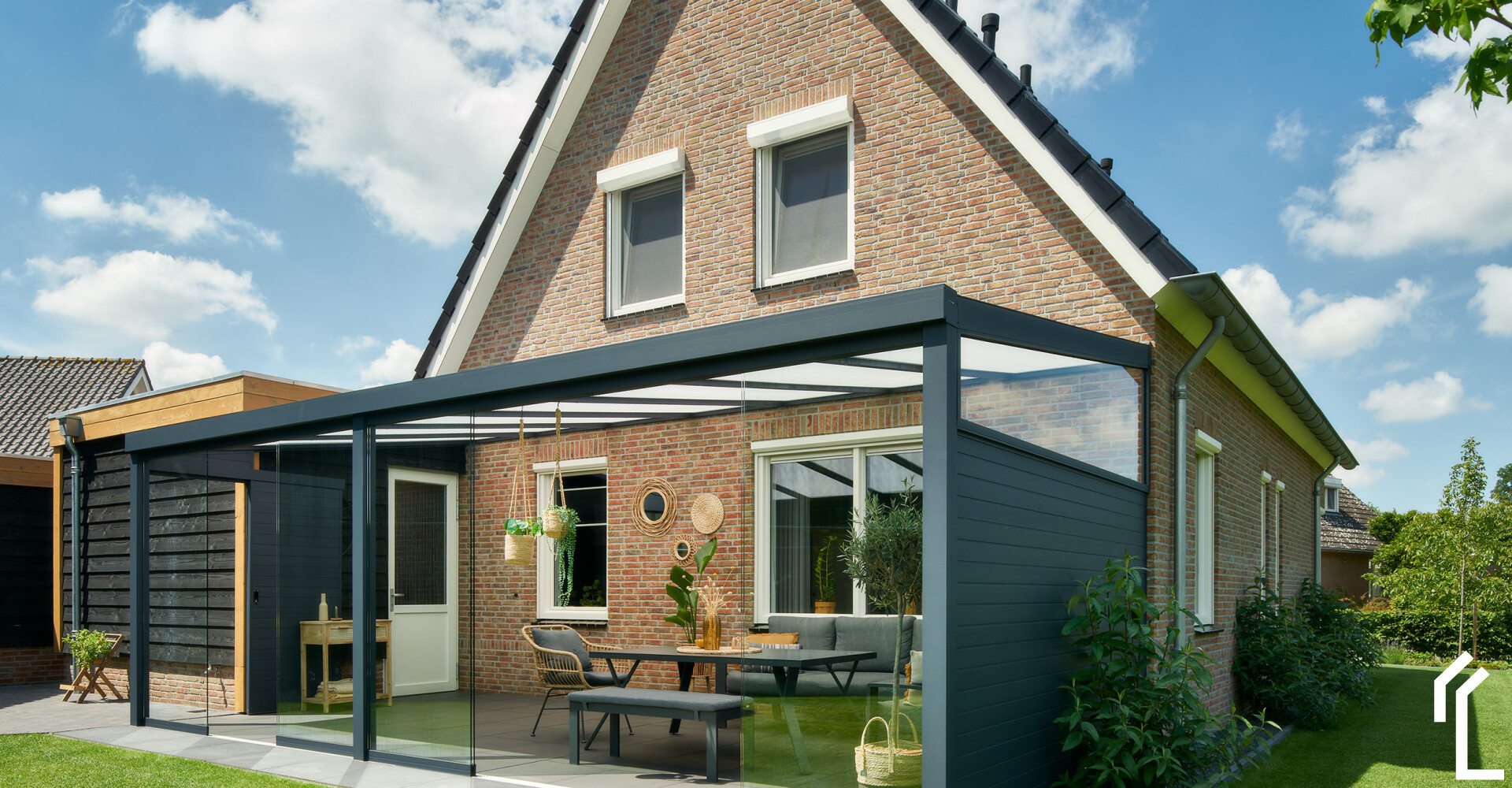 Overkapping maken met schuin dak bij Solundo | Solundo